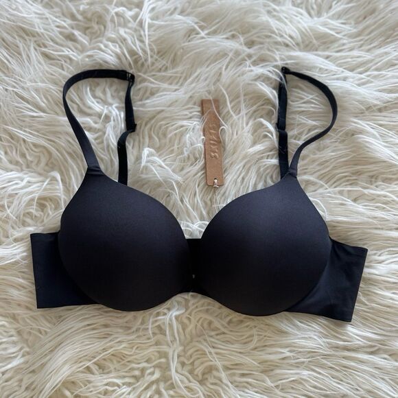 SKIMS | Intimates & Sleepwear | Skims Ultimate Push Up Plunge Bra Onyx ...
